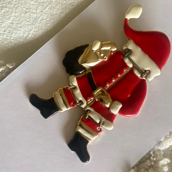 Jewelry | Vintage Enamel Santa Brooch | Poshmark